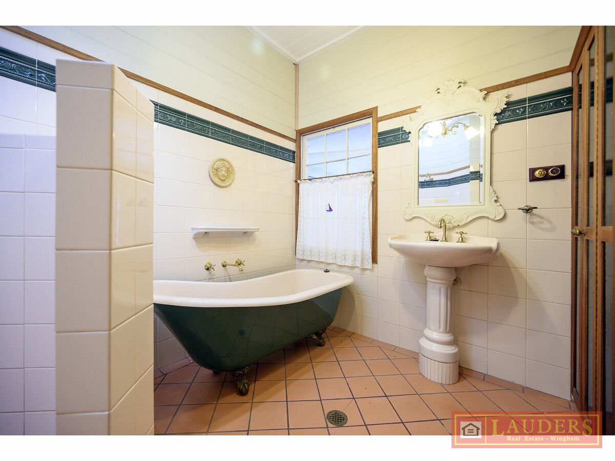 | Significant Wingham Home