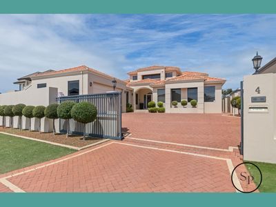 SOLD BY RENEE HARDMAN SAUVAGE PROPERTIES - Sauvage Properties