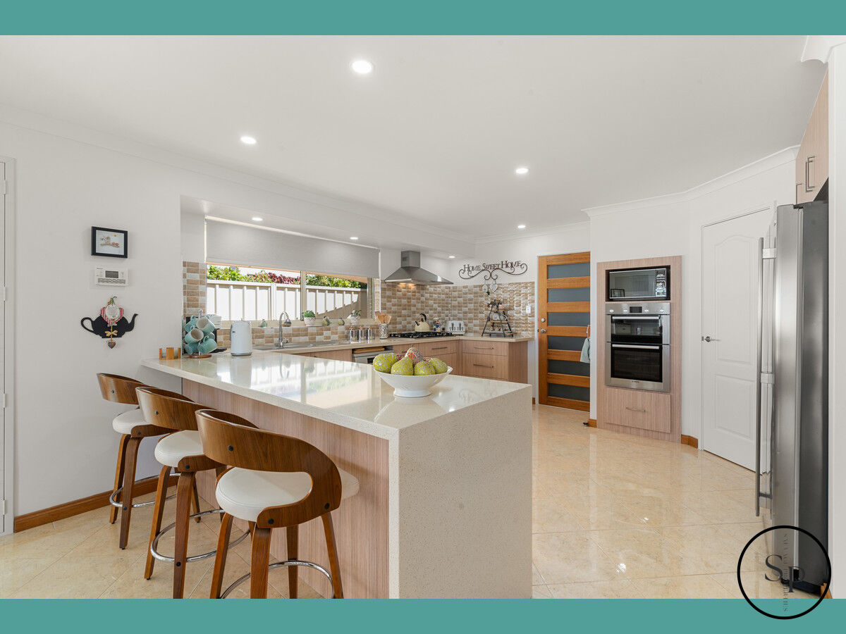 SOLD BY RENEE HARDMAN - SAUVAGE PROPERTIES - Sauvage Properties