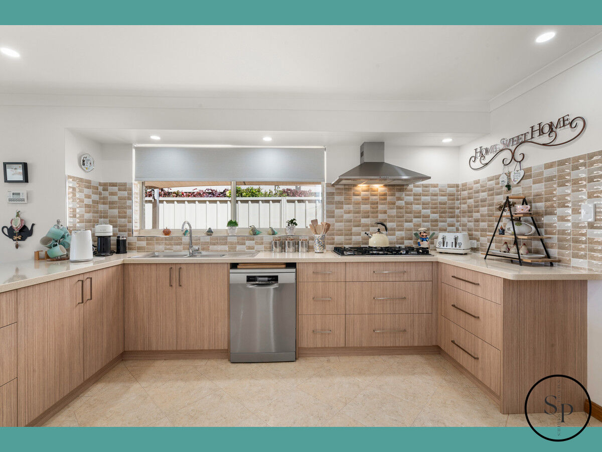 SOLD BY RENEE HARDMAN - SAUVAGE PROPERTIES - Sauvage Properties