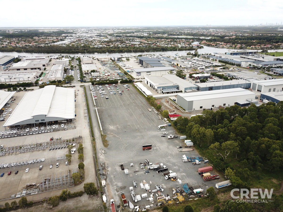 Fenced secure hardstand area - Crew Commercial