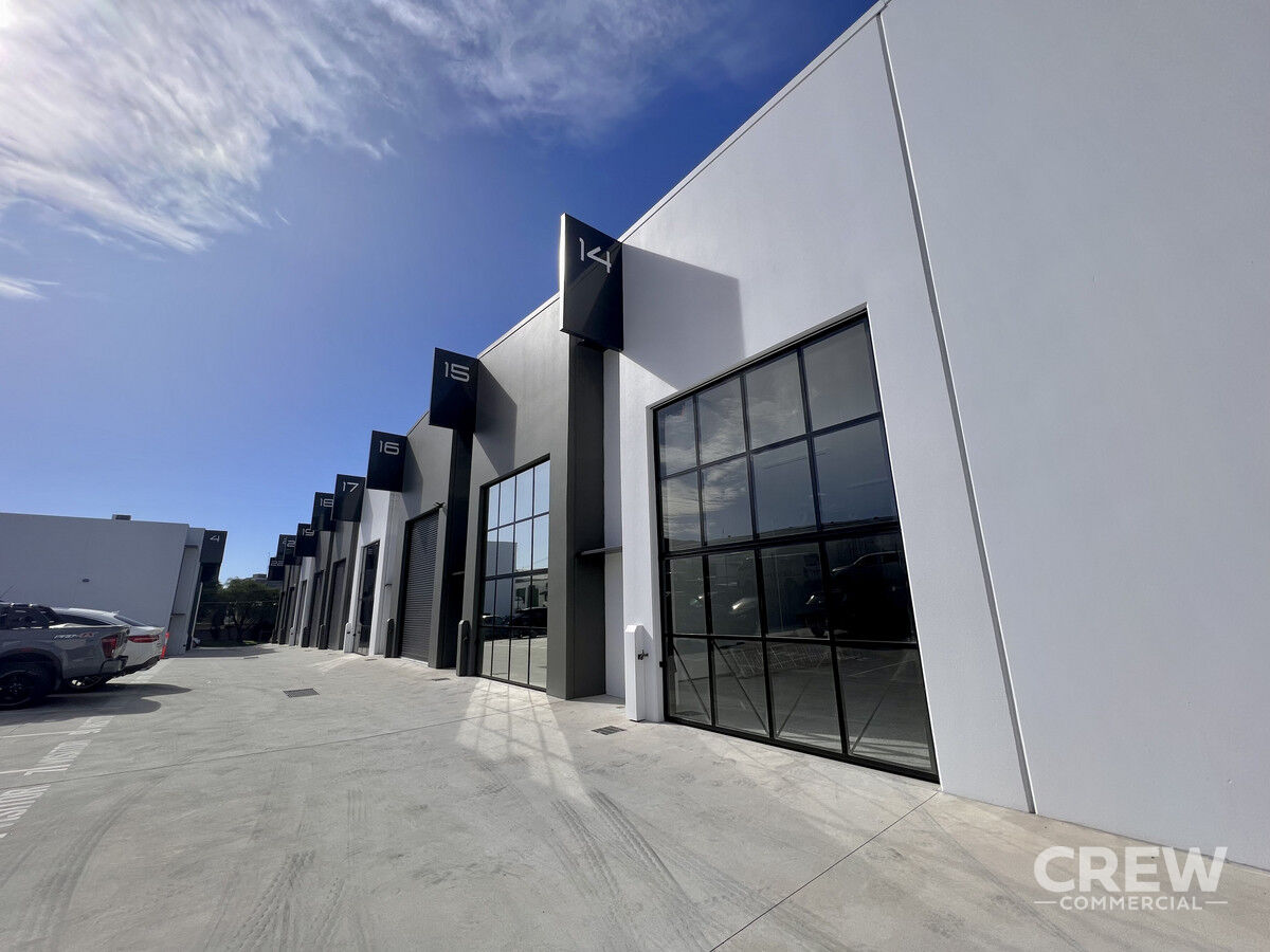 Street Frontage in Landmark Development - Crew Commercial