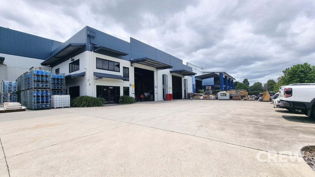 FUNCTIONAL WAREHOUSE + HARDSTAND - Crew Commercial