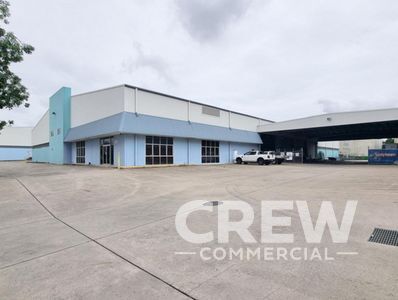 B-Double Friendly Logistic Complex - Crew Commercial