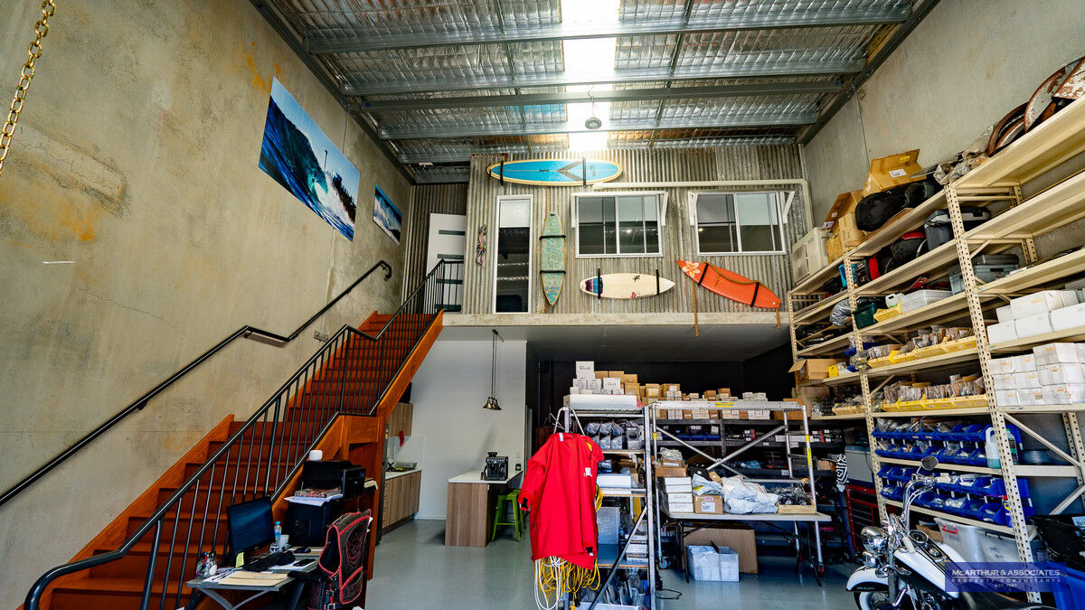 QUALITY TILT SLAB WAREHOUSE WITH CONCREATE HIGH MEZZANINE OFFICE ...