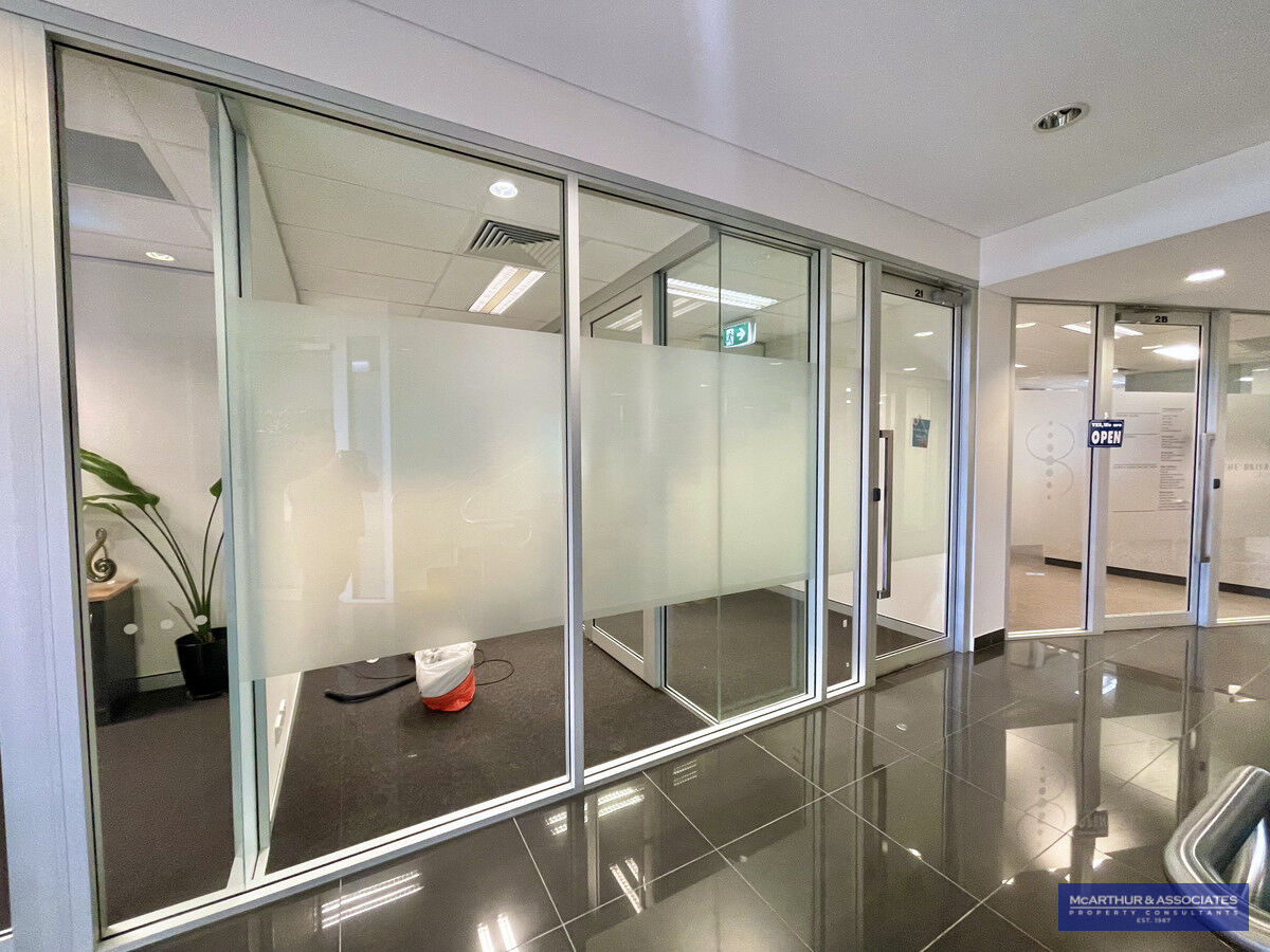 PRIME OFFICE SUITE IN THE HEART OF NORTH LAKES | McArthur & Associates ...