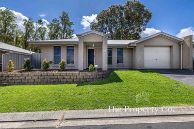 Low Maintenance Unit In a Quiet Complex - The Property Co South Australia