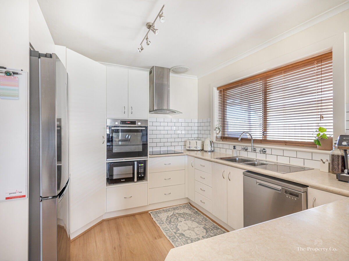 Spacious, Modern Living - The Property Co South Australia