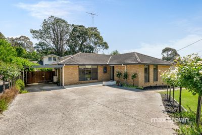 STYLISHLY MODERNISED HOME ON LOW MAINTENANCE BLOCK - Max Brown Real ...