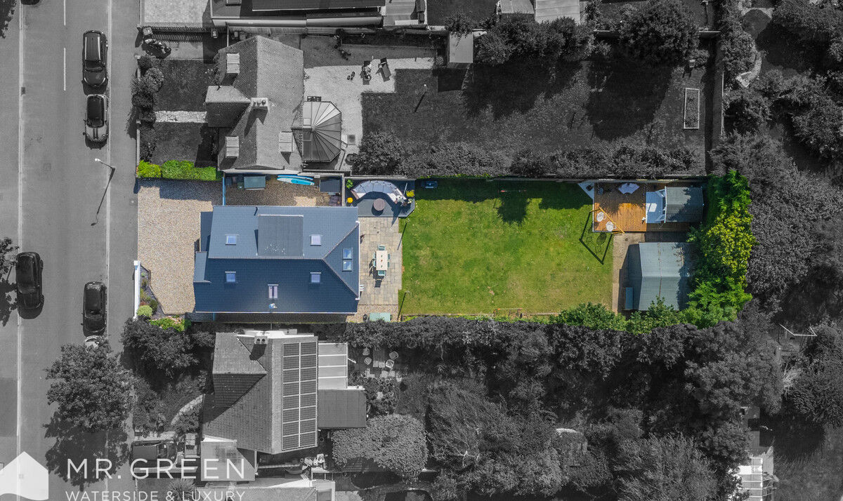 Baring Road, Hengistbury Head, Southbourne, Dorset, BH6 4DT - Mr Green ...