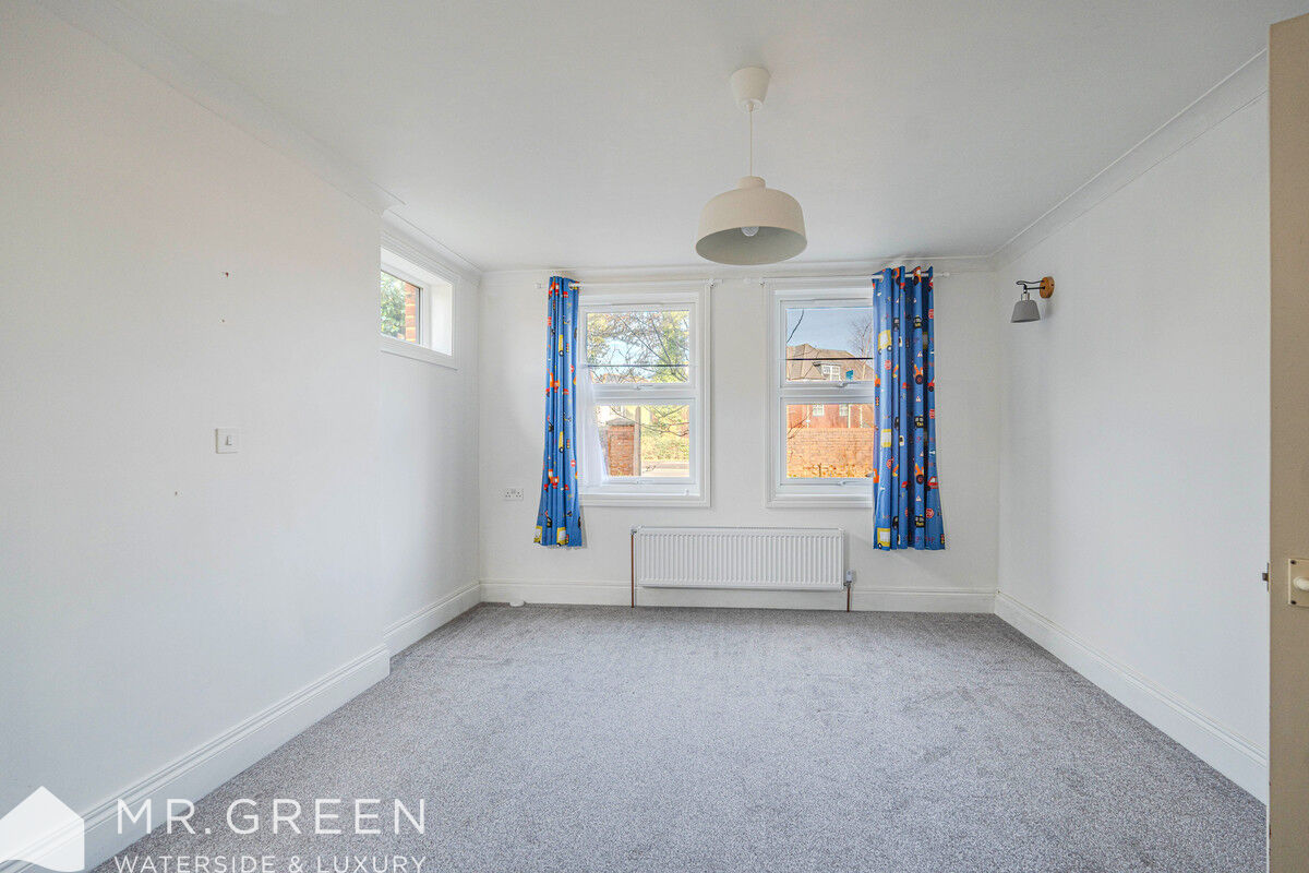 Parkwood Road, Southbourne, Bournemouth, BH5 2BS - Mr Green Estate Agents