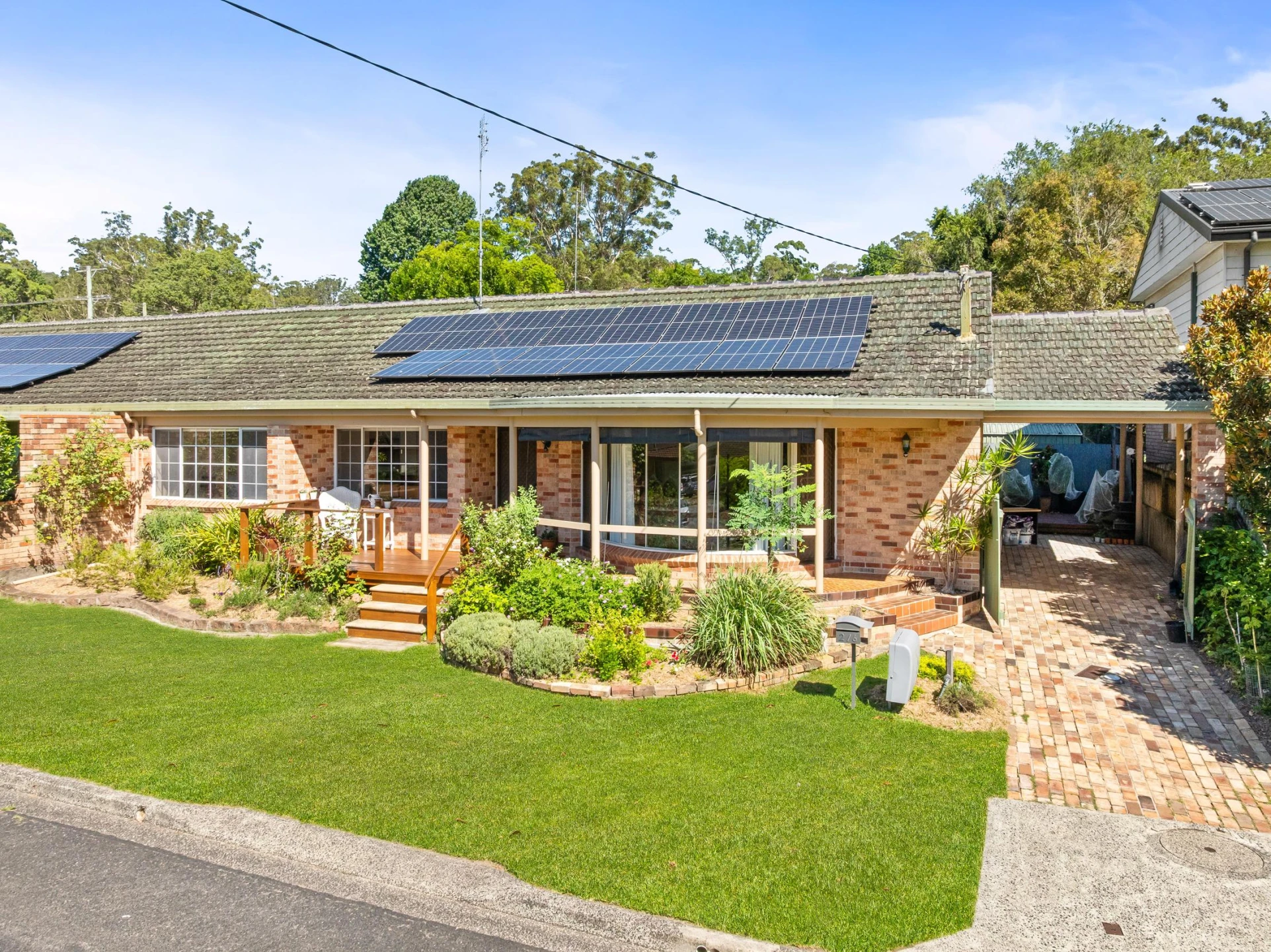 A Real Surprise Package – Duplex – Peaceful, Convenient Setting, Guide ...